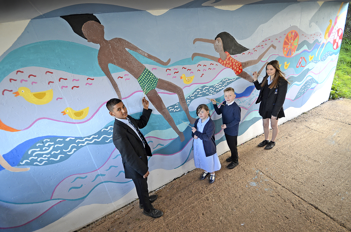 First Droitwich underpass mural - inspired by Westlands First School ...
