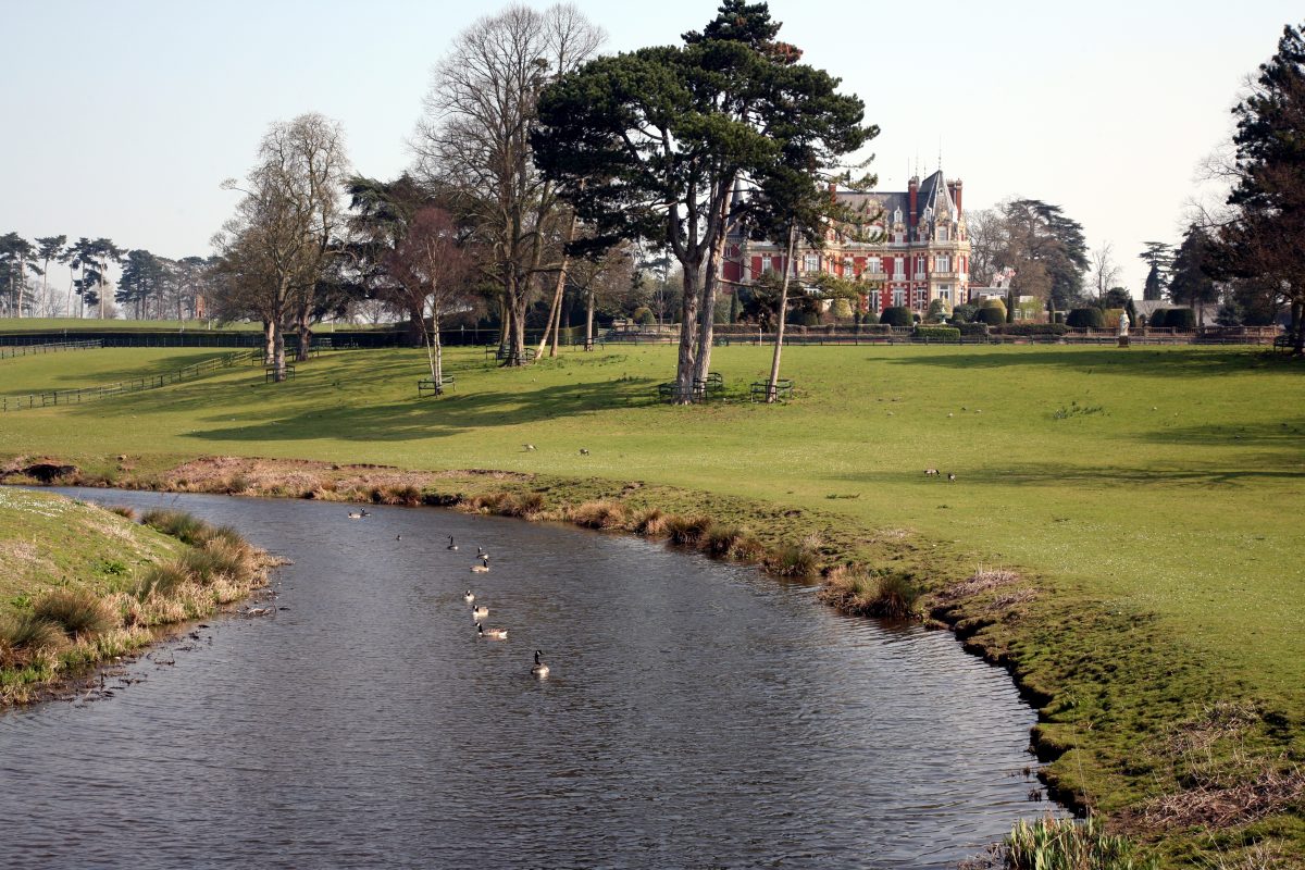 Chateau Impney's deer park is subject of Droitwich History and ...
