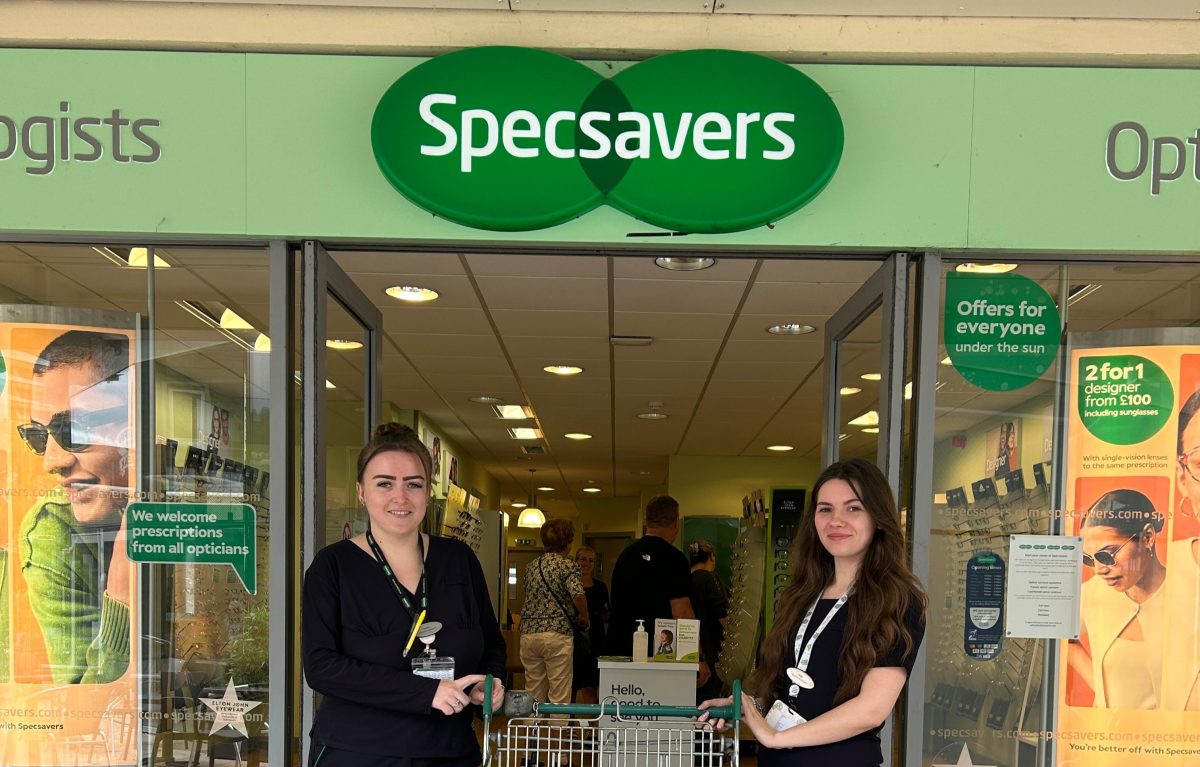Droitwich opticians renews call for donations to local foodbank - The ...