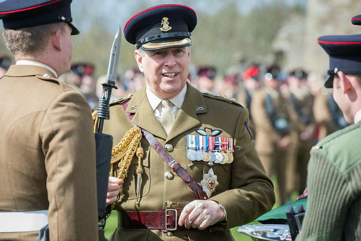 Andrew Mountbatten-Windsor arrested in morning police raid over Epstein ...